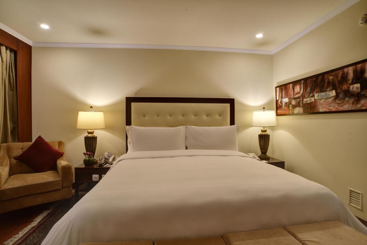 Find the best rates at Peshawar Serena Hotel, Peshawar in Peshawar ...