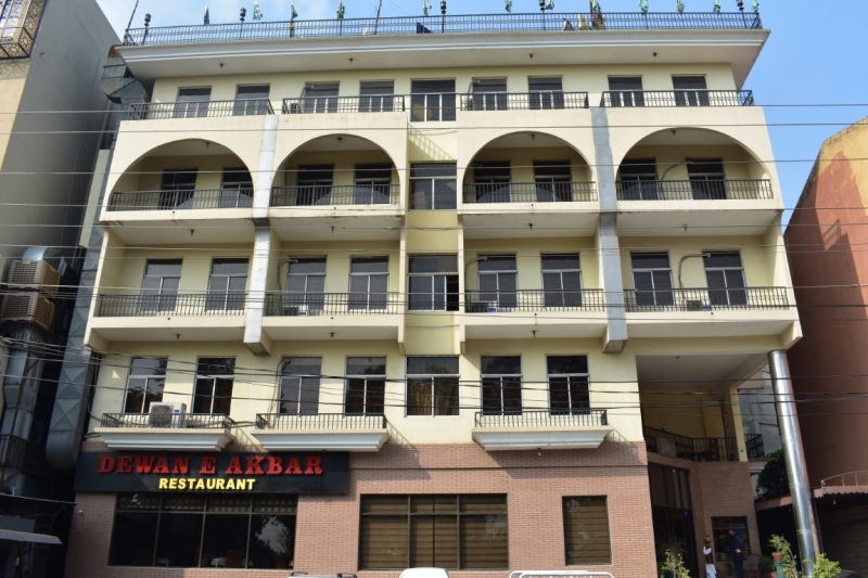 Find the best rates at Hotel Akbar International ,Opposite Liaquat Bagh ...